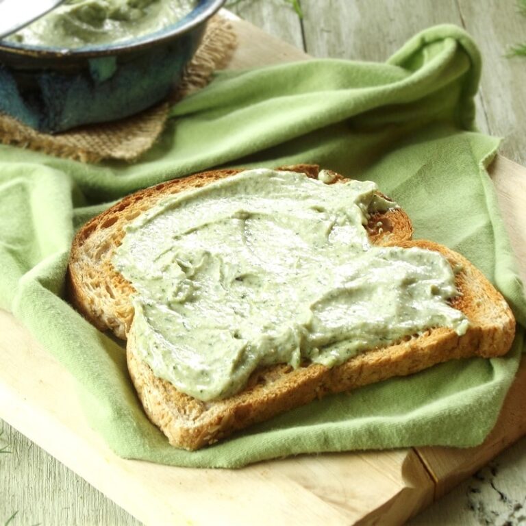 39 of The Best Hemp Recipes Ever (and why hemp is healthy) - Kind Earth